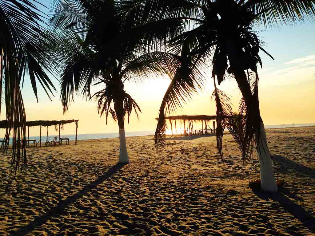 Bahia de Paredon Chiapas Las mejores playas de Mexico